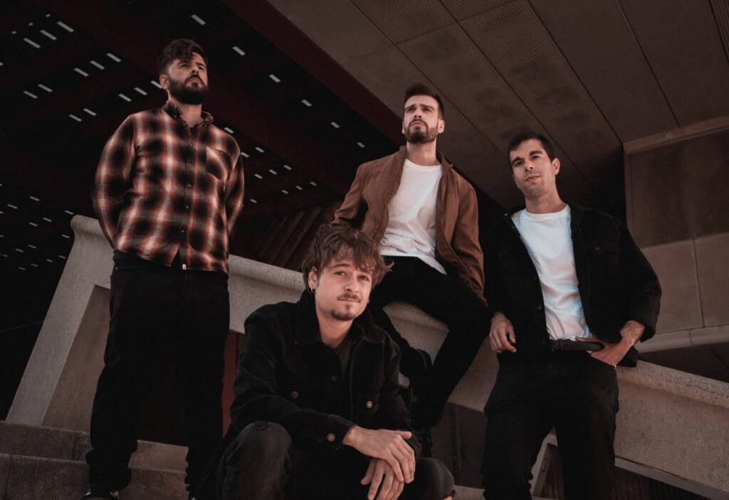 El Último Mono se lanza hacia 'El Muro' con su nuevo single y videoclip